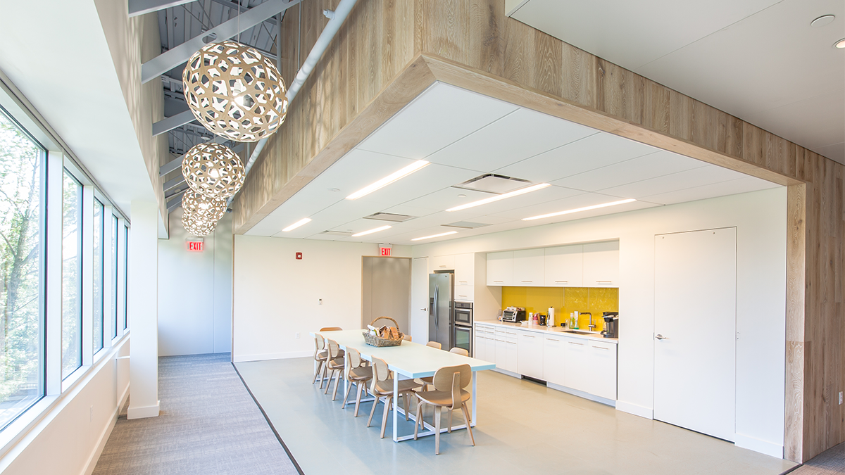 Workplace - motodesignshop.com